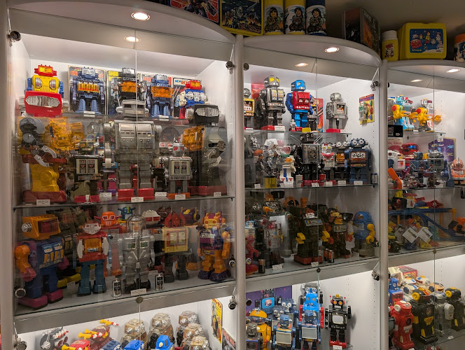Toy Robot Museum - Reinholds, PA 17569 - BerksConnect